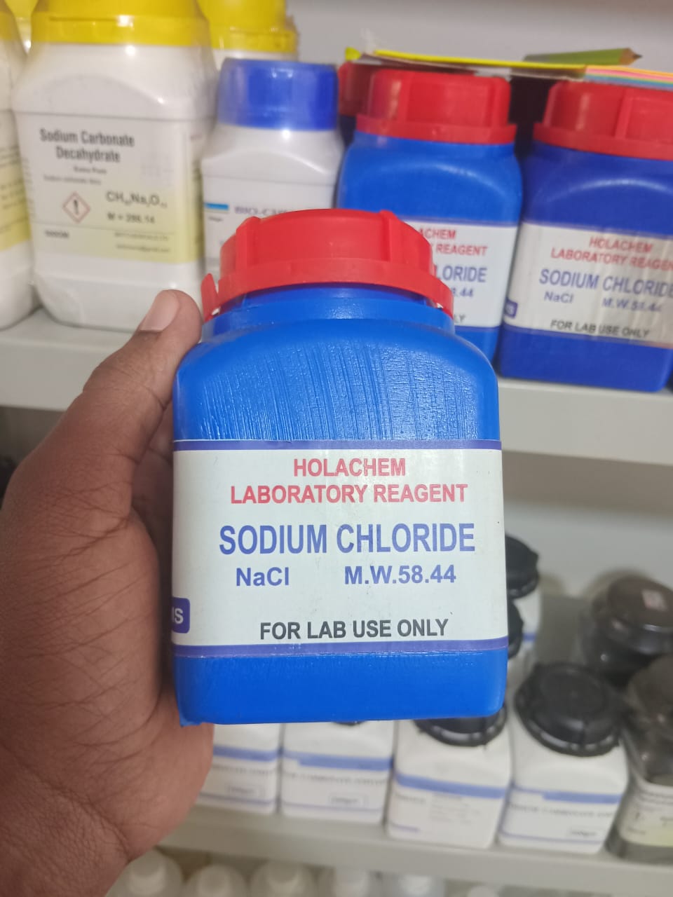 Sodium chloride 500gms – Solution Science